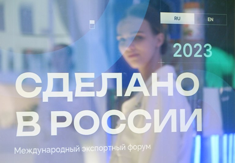 Отставной офицер НАТО похвалил российское вооружение и сопротивление : Политика : Live24.ru