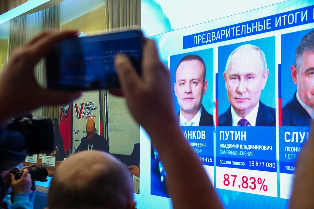 Как Запад помог Путину одержать победу на выборах : Политика : Live24.ru